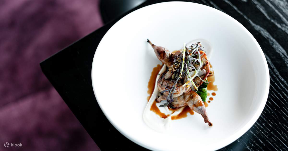 Infinity Bar and Dining - Sydney Tower Restaurant